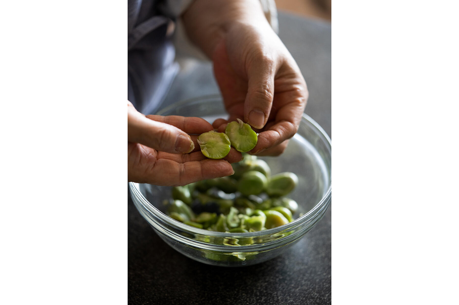 深い旨味と新鮮な辛味の"自家製豆板醤" | 荻野恭子さんの手づくり調味料レシピ | dancyu (ダンチュウ) | 食こそエンターテインメント！